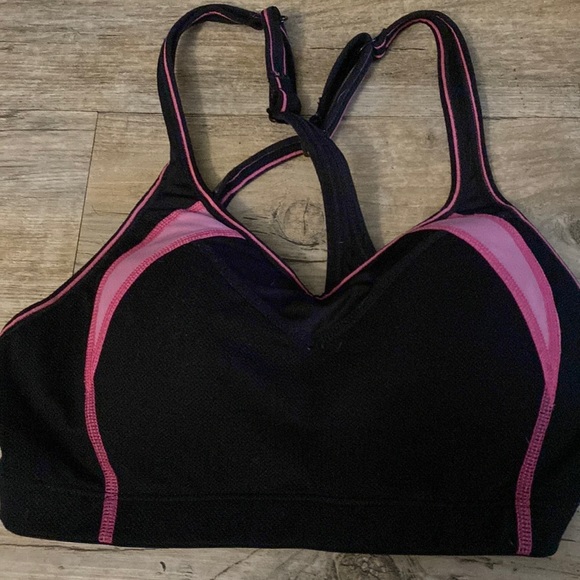 Intimates & Sleepwear | 3150 La Isle Crossback Sports Bra 32c | Poshmark